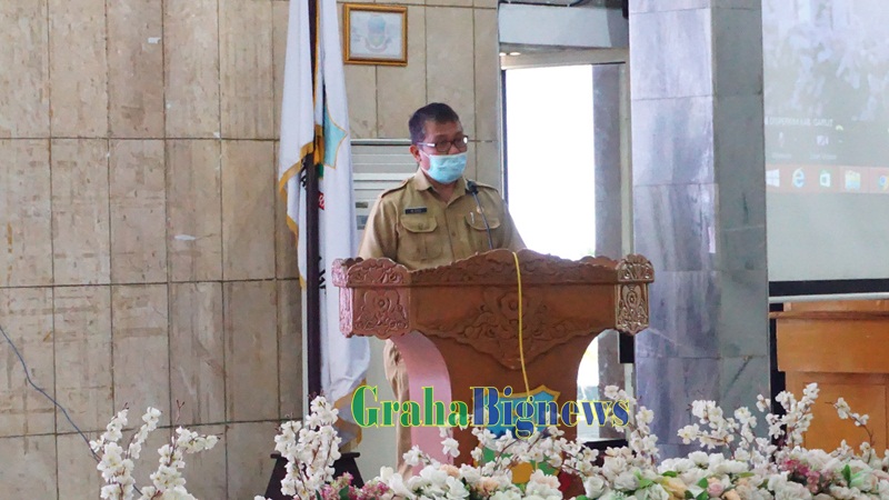 Kabupaten Garut Menerima Bantuan Gubernur Untuk Perbaikan Rutilahu ...