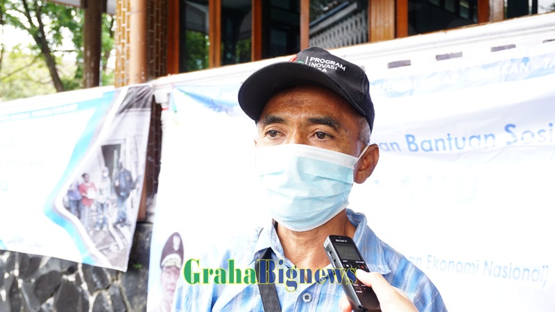 Kabupaten Garut Menerima Bantuan Gubernur Untuk Perbaikan Rutilahu ...